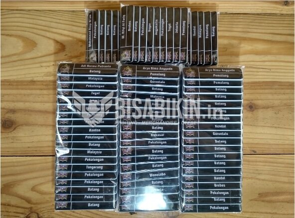 Standar Ukuran Name Tag untuk Karyawan dan Panitia